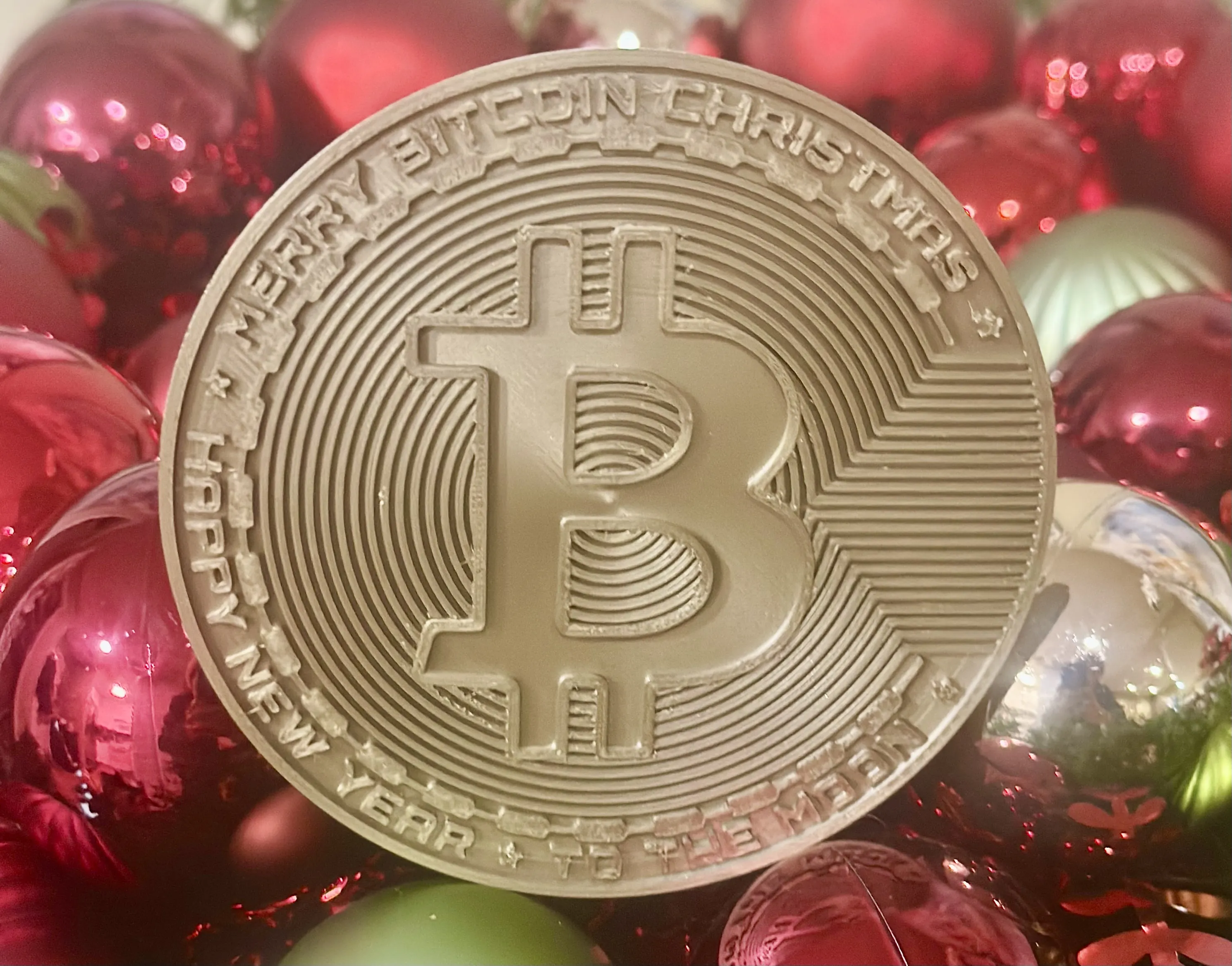 Merry Bitcoin Christmas! by pixelada MakerWorld: Download Free 3D Models