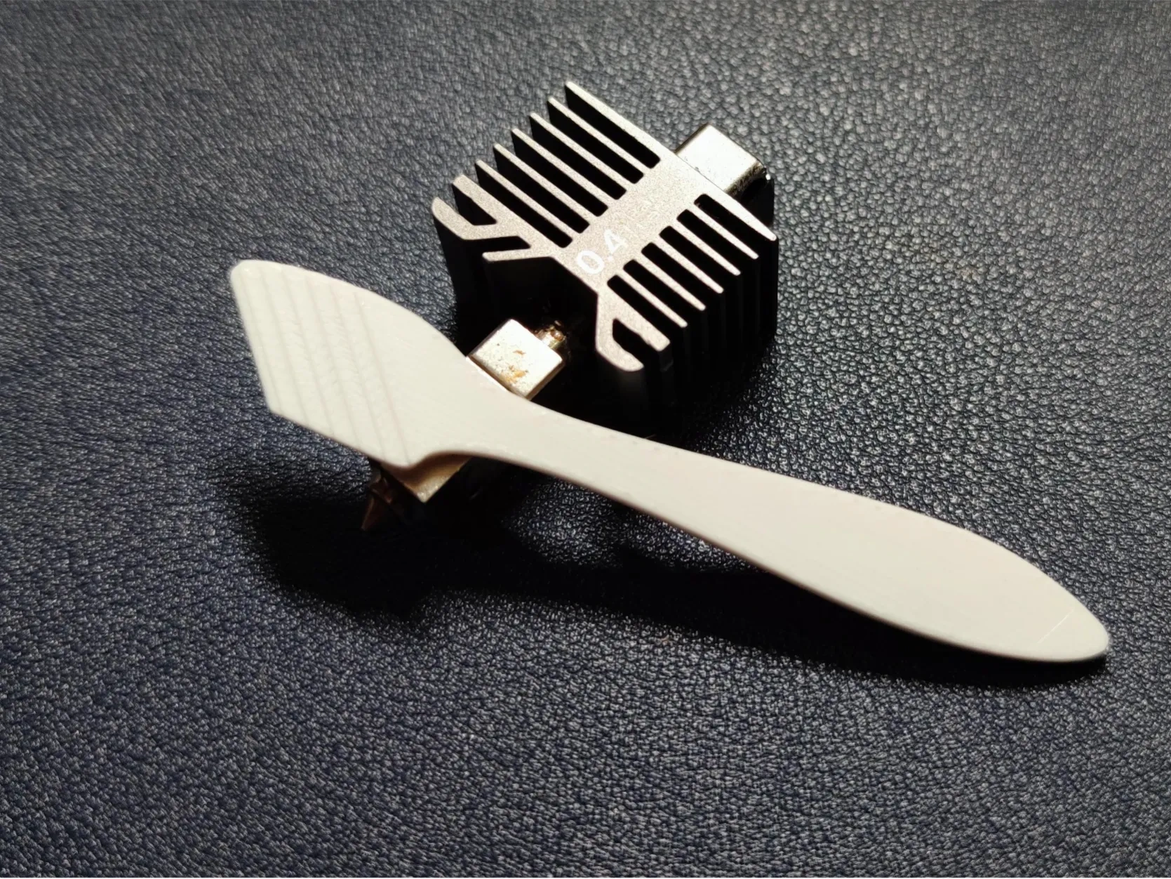 Silicone Grease Spatula Only 1g of material required by Billy&Bala ...