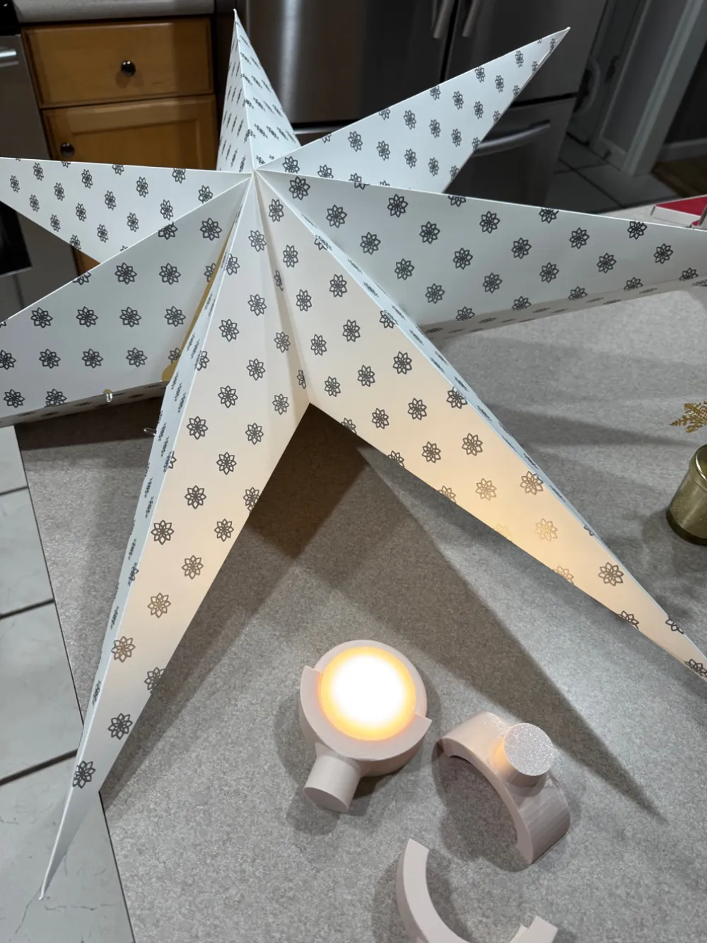 Ikea Strala Lamp Shade Star - Bracket for LED Puck by J MakerWorld ...
