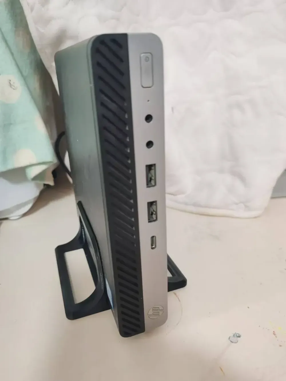 Mini PC Vertical Stand by qiang2341MakerWorld: Download Free 3D Models