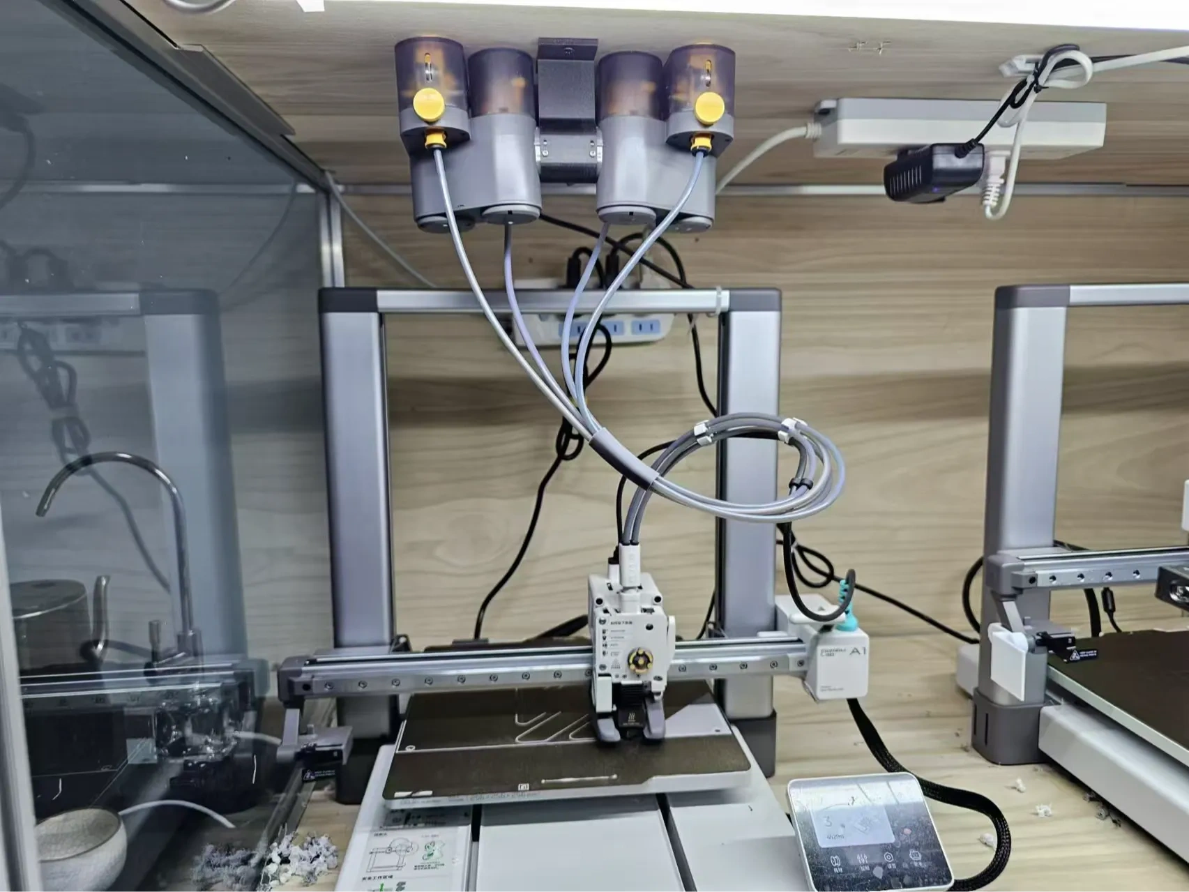 AMS lite Mounting Bracket (Enclosure Remix) by mossbot - MakerWorld