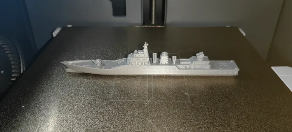 Type 051 Jiang-class frigate by 天门计划 MakerWorld: Download Free 3D Models