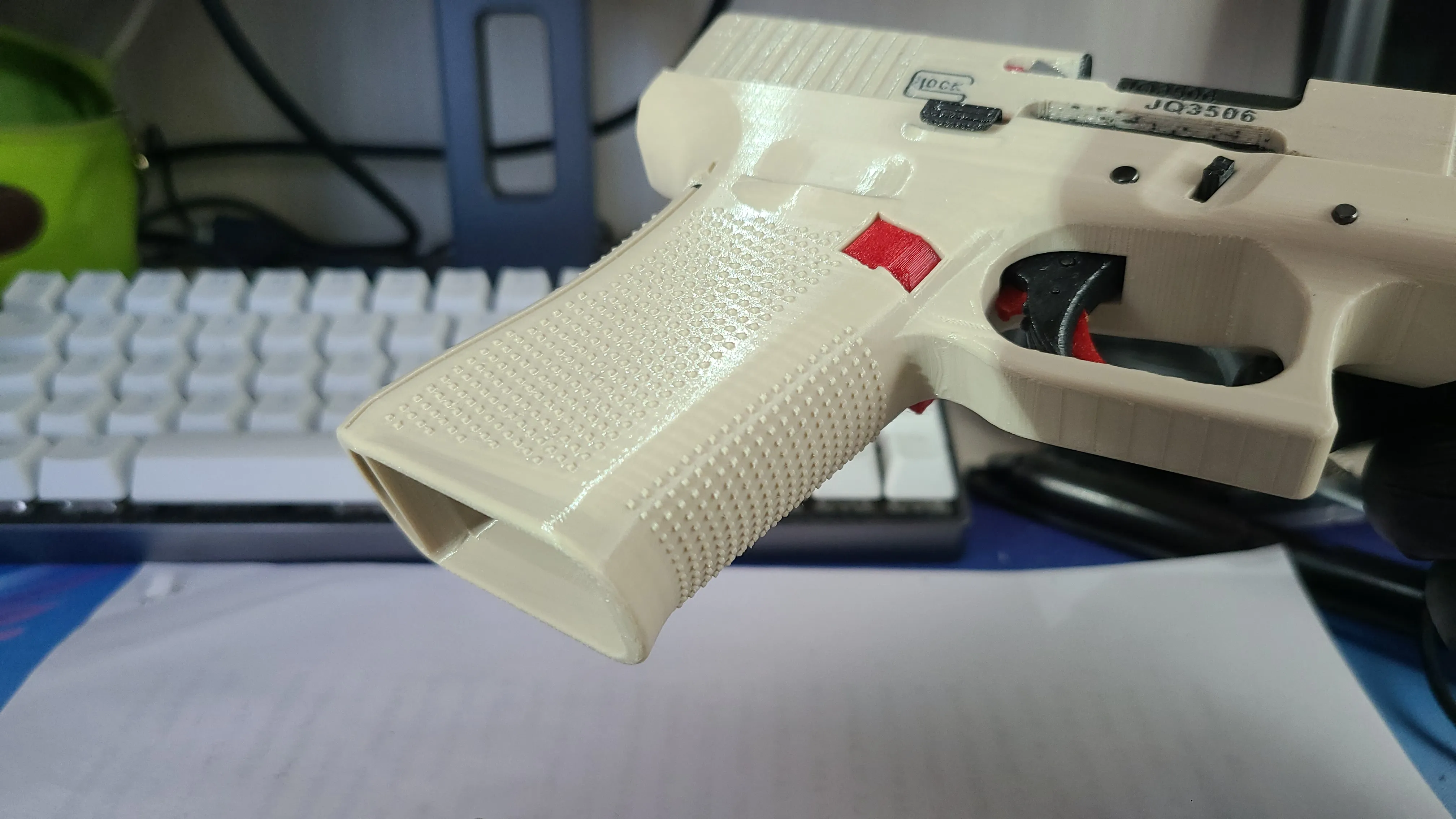 Glock 19 Gen5 Cut Assembled Toy Model, Non-Firing, Full Functionality ...