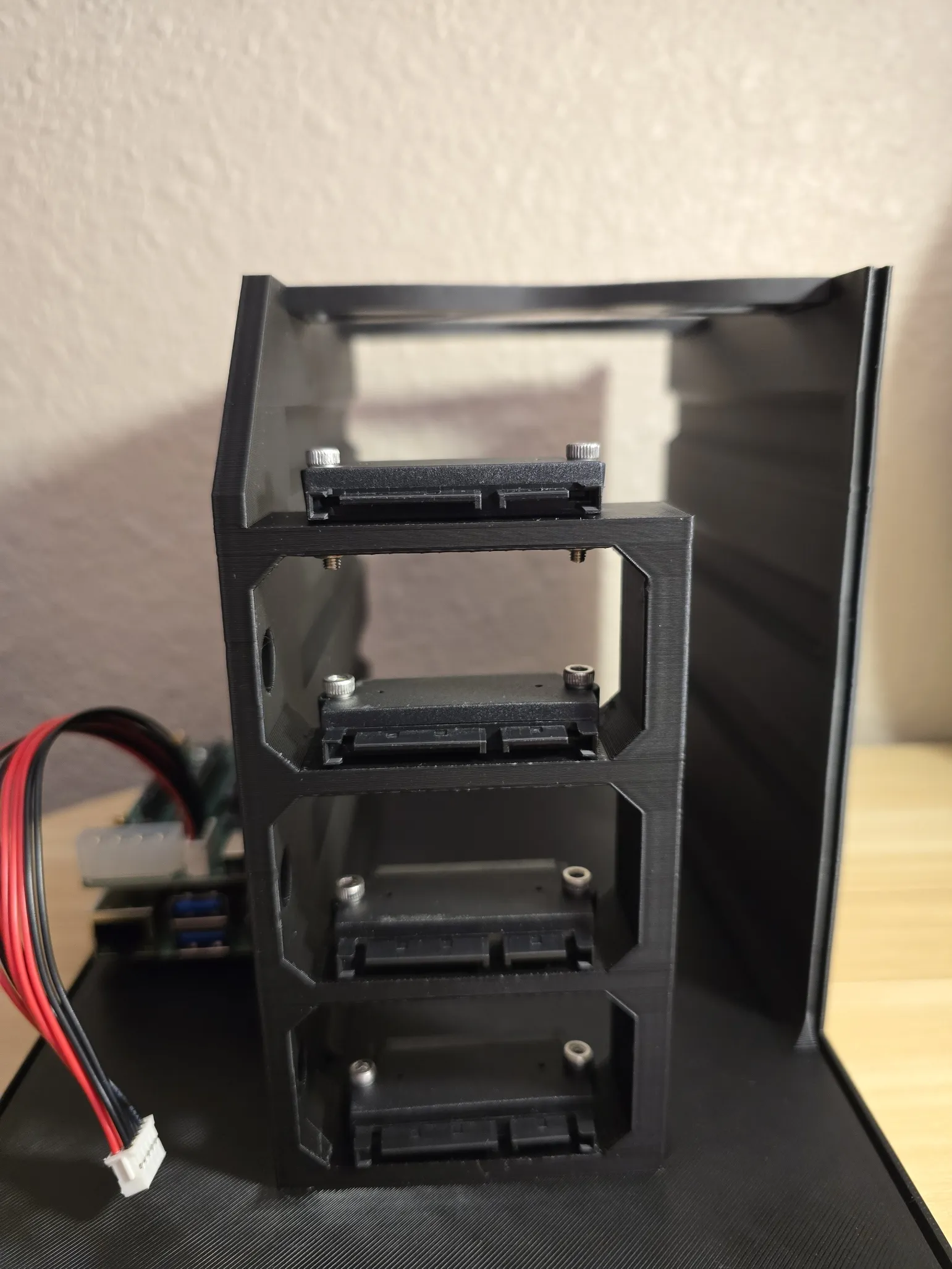 Raspberry Pi 5 NAS for 3.5 HDDs by SilvestreDesignLab MakerWorld ...
