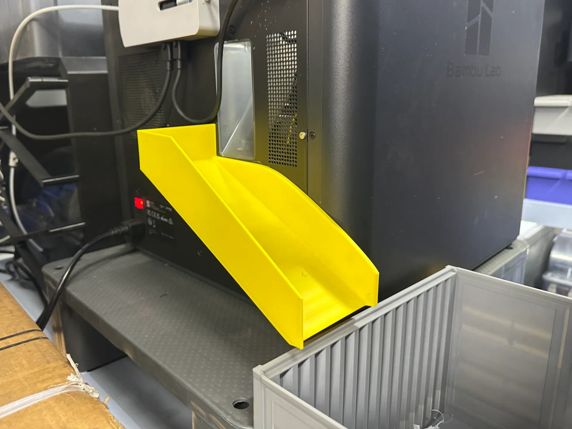 Bambu P1 X1 series magnetic waste chute by Miao Jiabo - MakerWorld