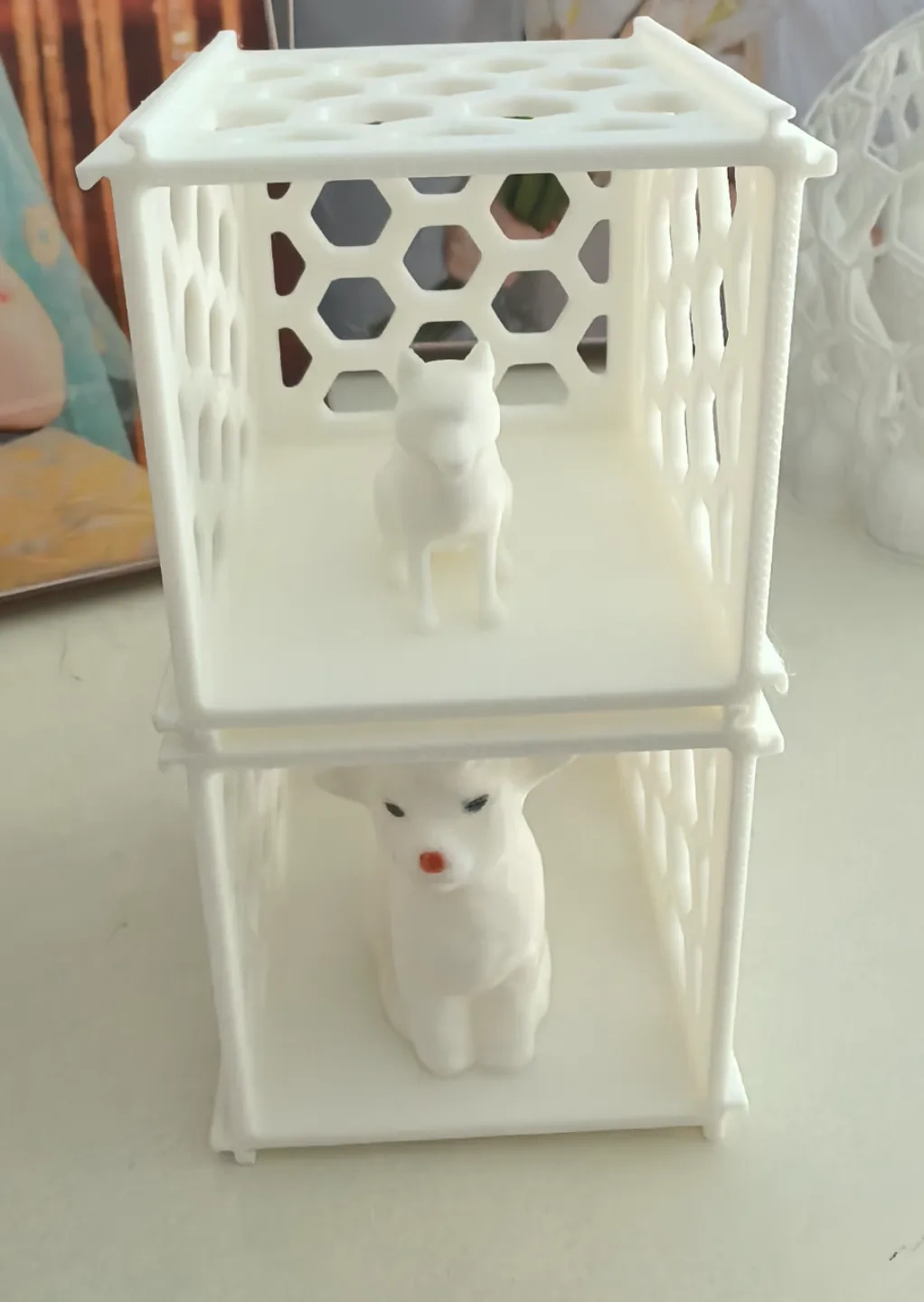 Interlocking Display Stand/Storage Box by Kee - MakerWorld