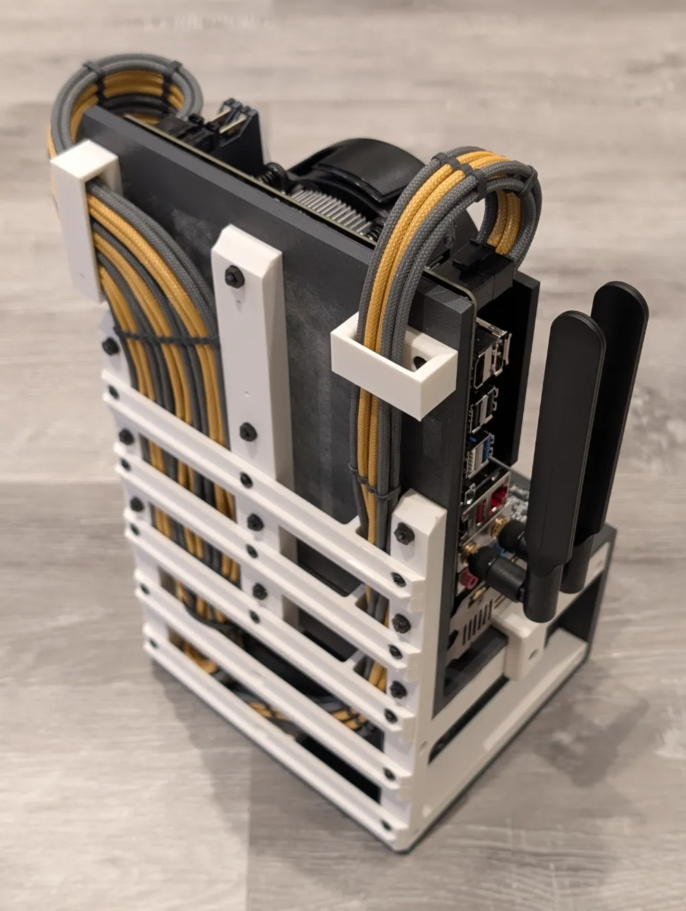 9.5L Mini-ITX Small Form Factor PC Open Frame by CircuitHawk MakerWorld ...