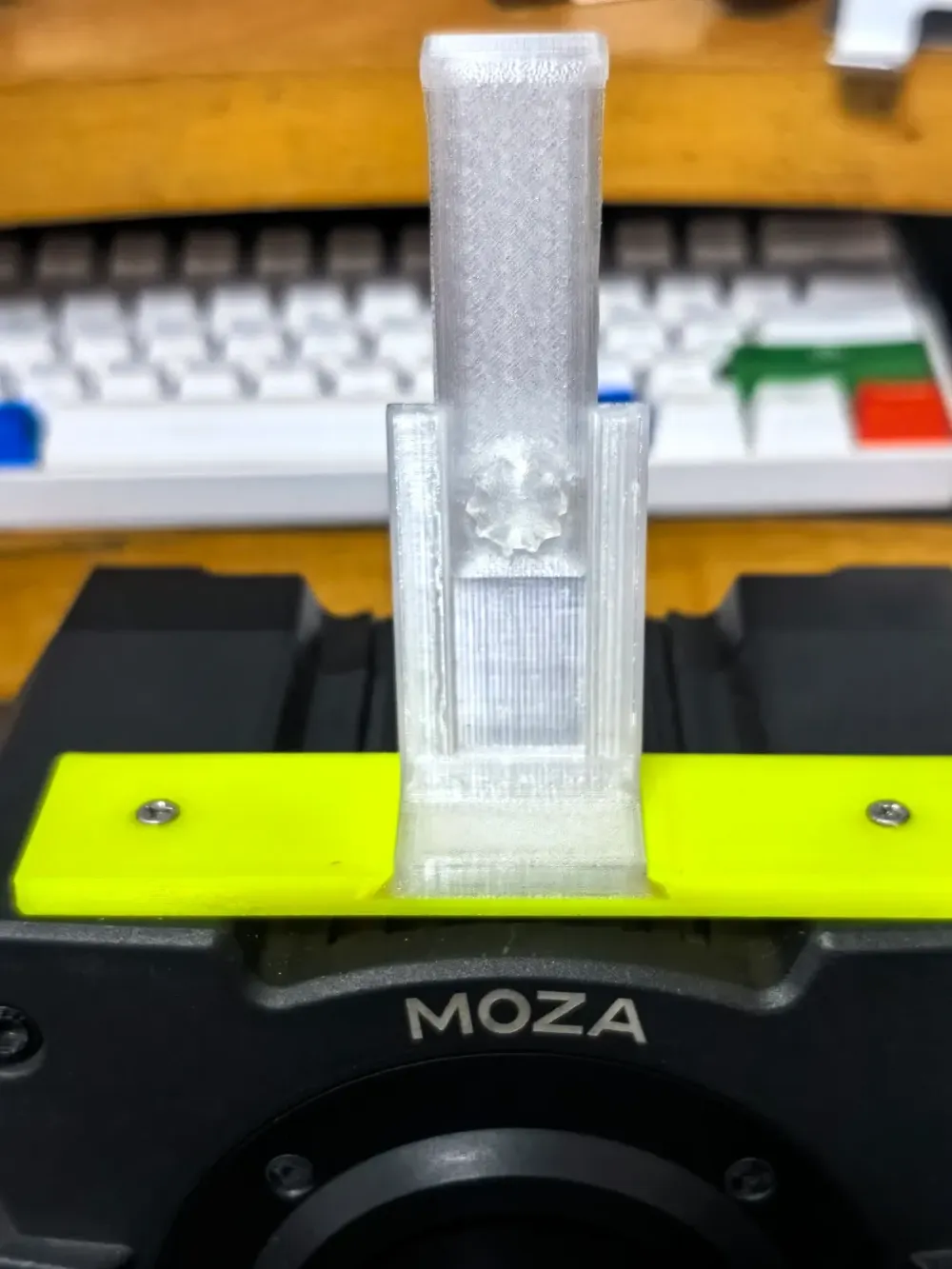 Moza R5 Smartphone Dashboard Adjustable Mount by DLEE - MakerWorld