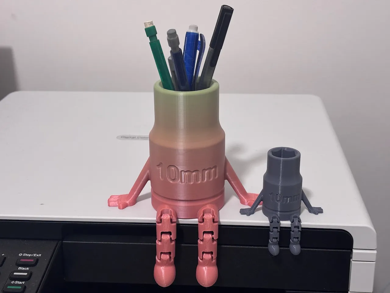 10mm Socket with articulated legs by JB Custom Designs MakerWorld ...