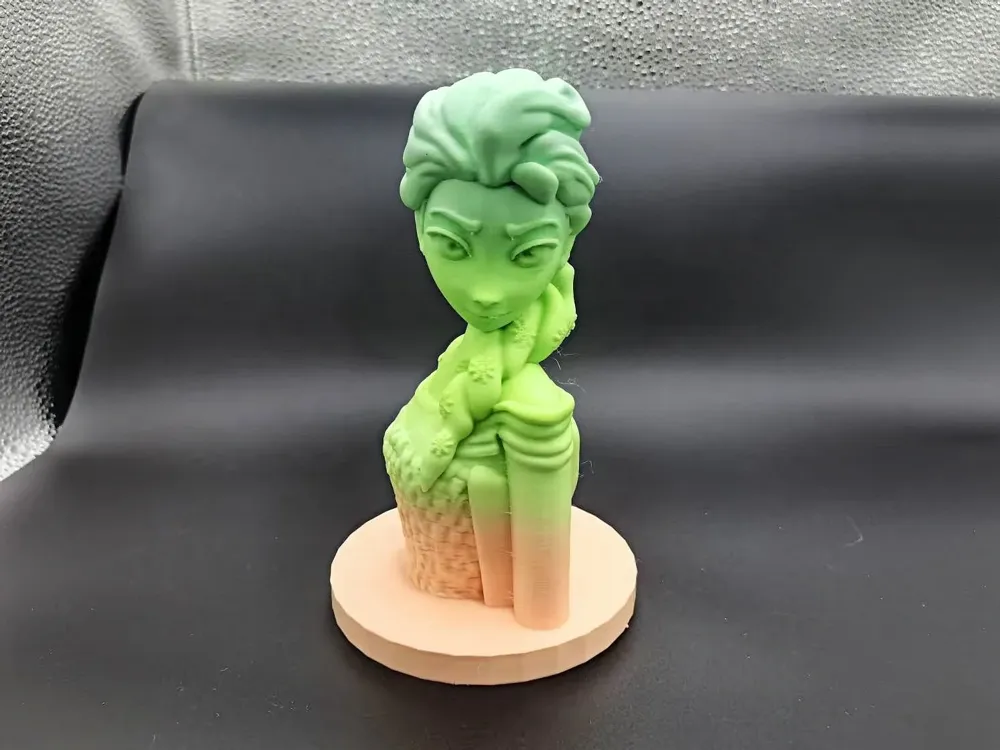 Frozen Elsa Princess Bust Remixed by Jennifer MakerWorld: Download Free ...