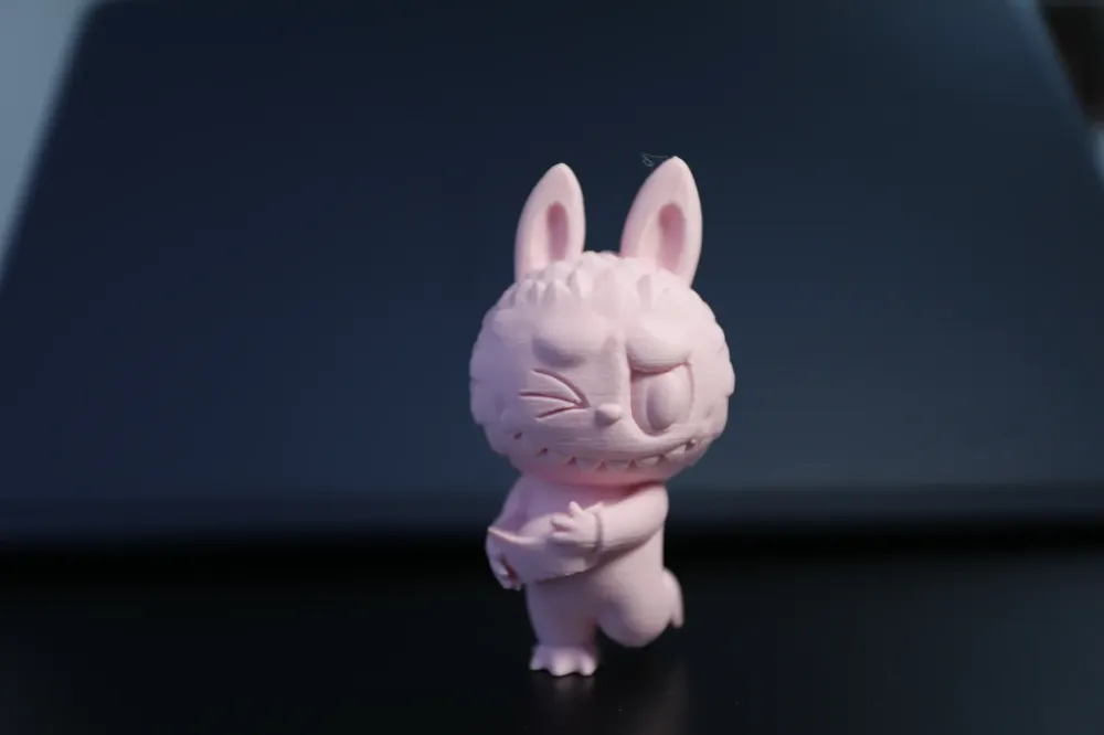 Ingot-hugging Labubu~labubu by puresa - MakerWorld