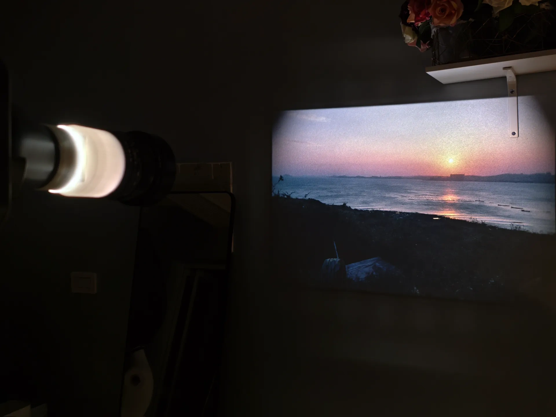 Nikon F-mount lens 135 film slide projector by user_2503353929 - MakerWorld