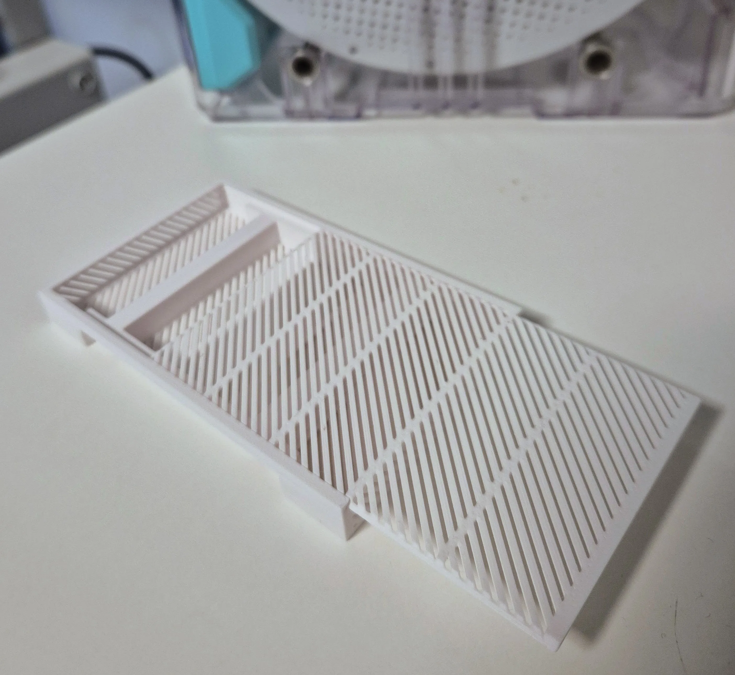 Desiccant dryer and cover for Polymaker Polydryer - Free 3D Print Model ...