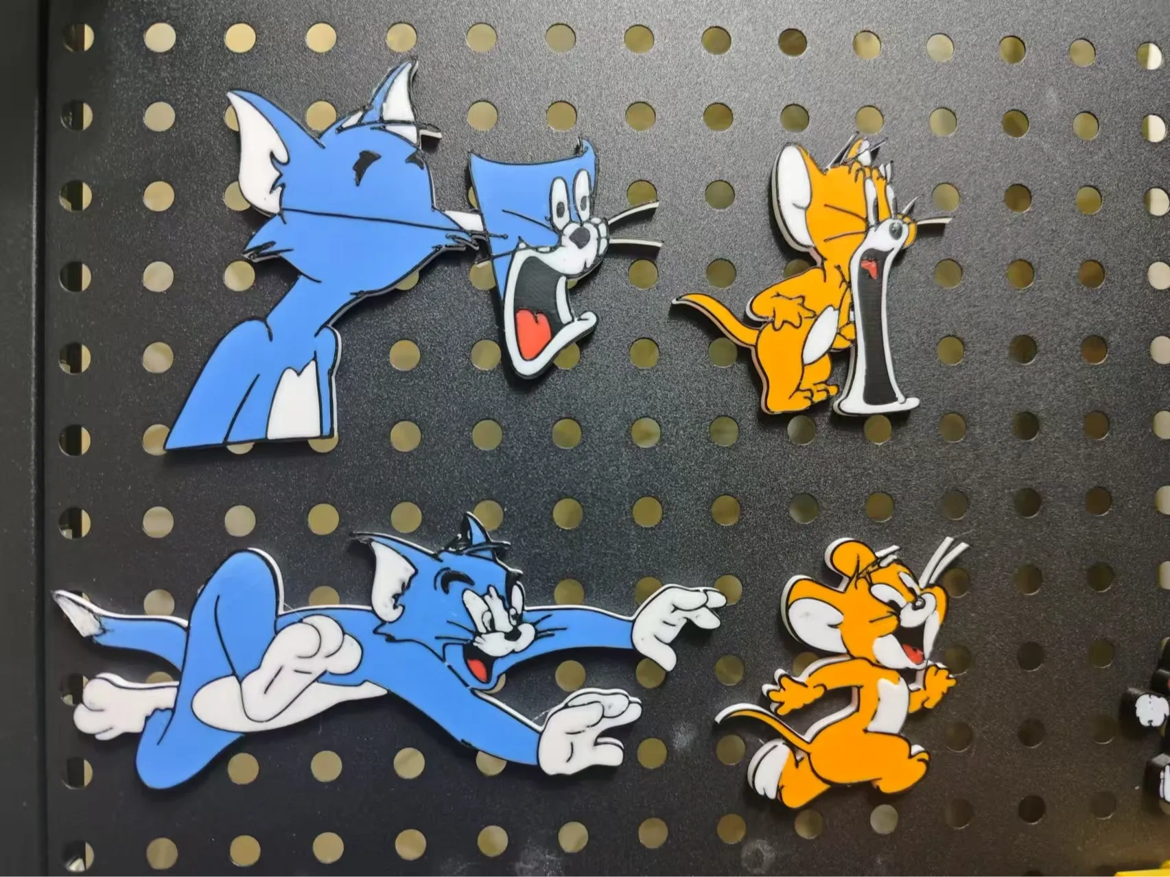 Tom and Jerry Refrigerator Magnets (Two designs each) by 三七21 - MakerWorld