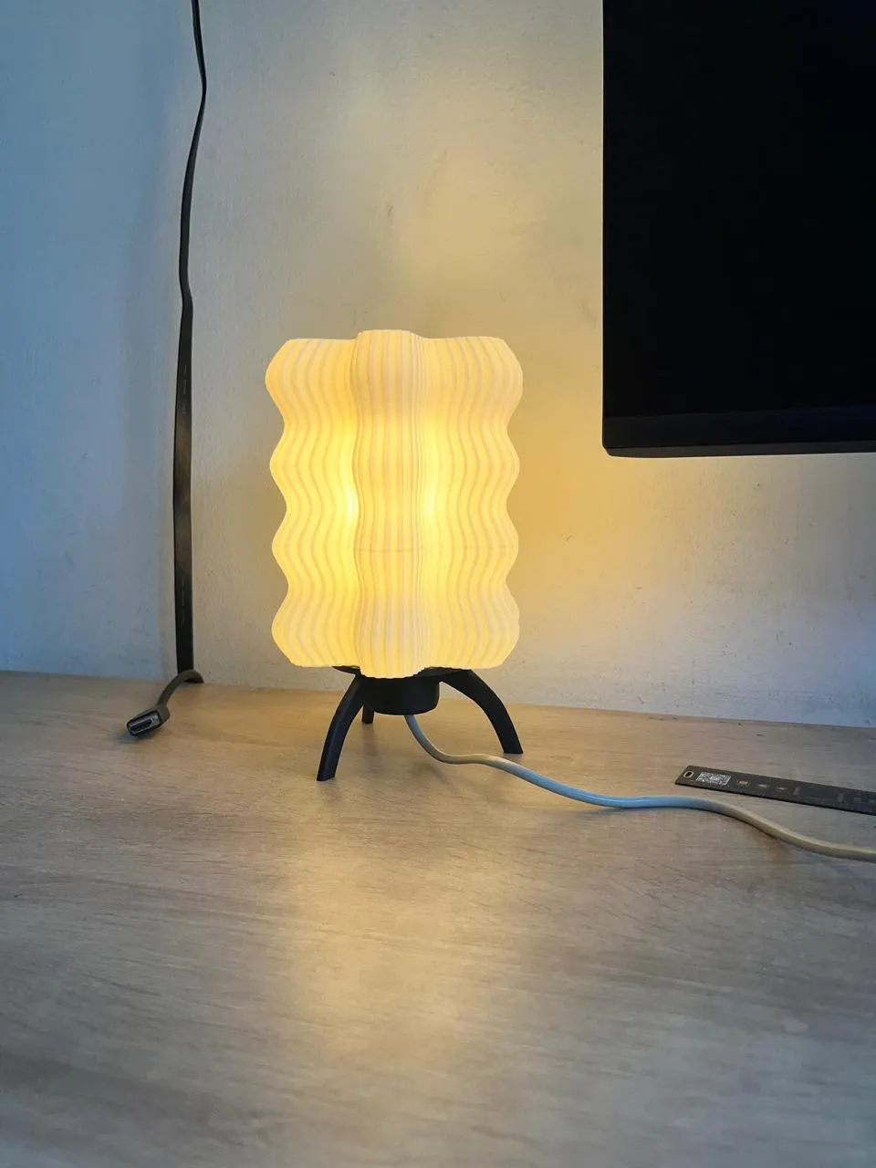 Table Lamp - Free 3D Print Model - MakerWorld