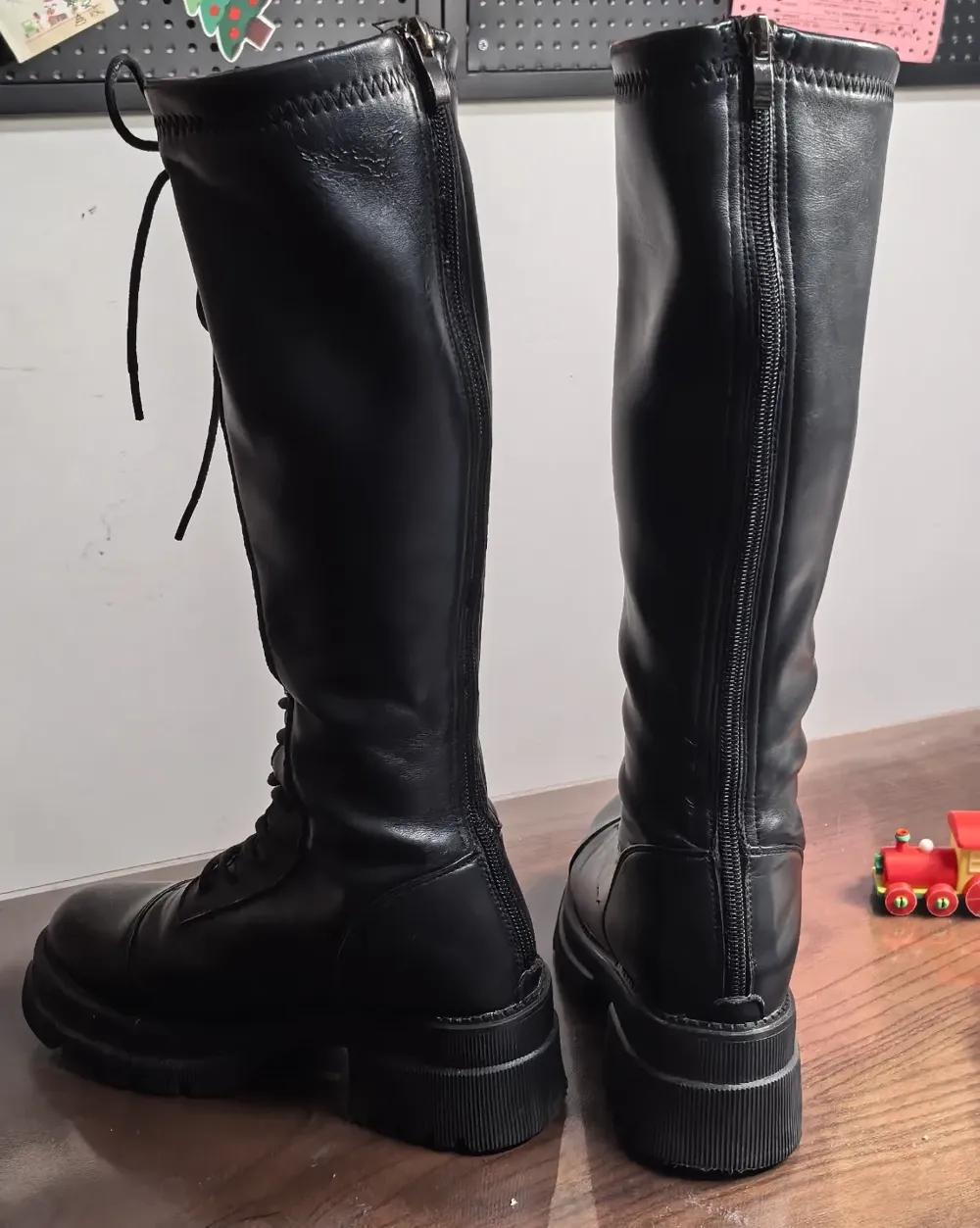 Boot shaper, ultra-economical material usage, by 生米煮成锅巴 MakerWorld ...