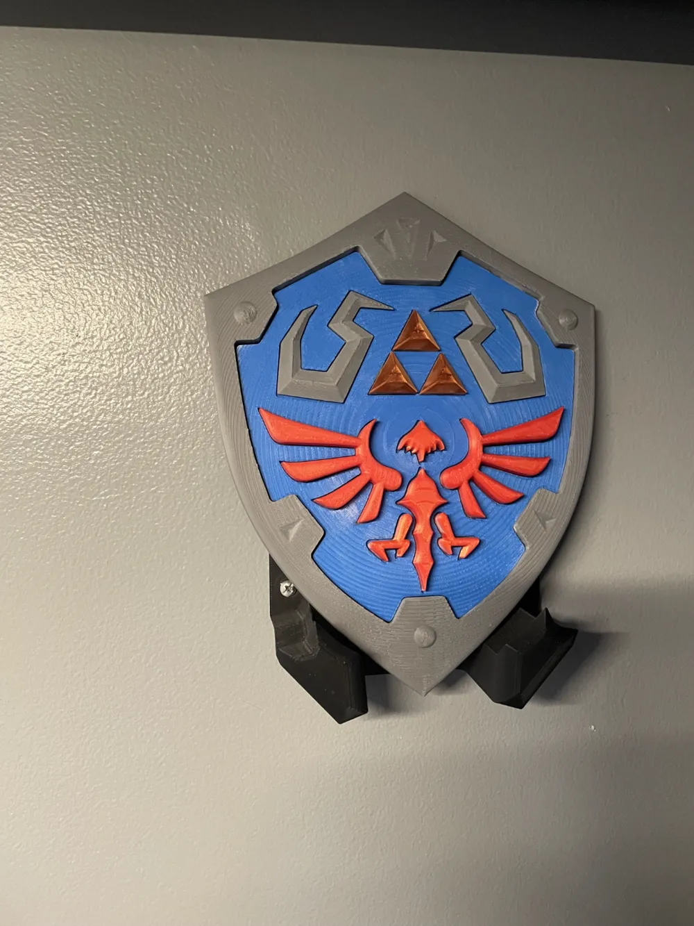 Hylian Shield From Zelda by 3d Nerd - MakerWorld