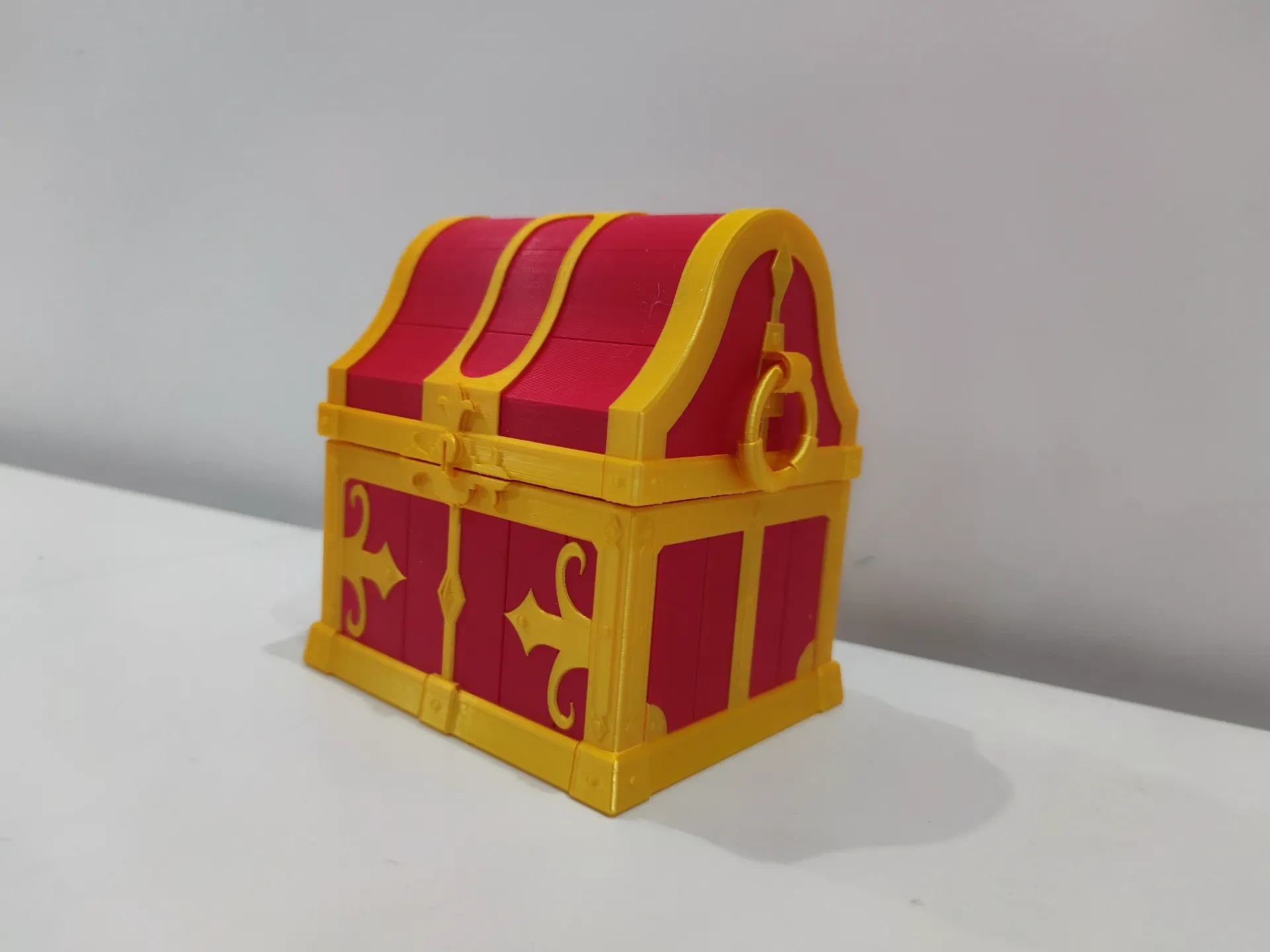 It's Christmas, why not make a surprise treasure chest for your kids ...