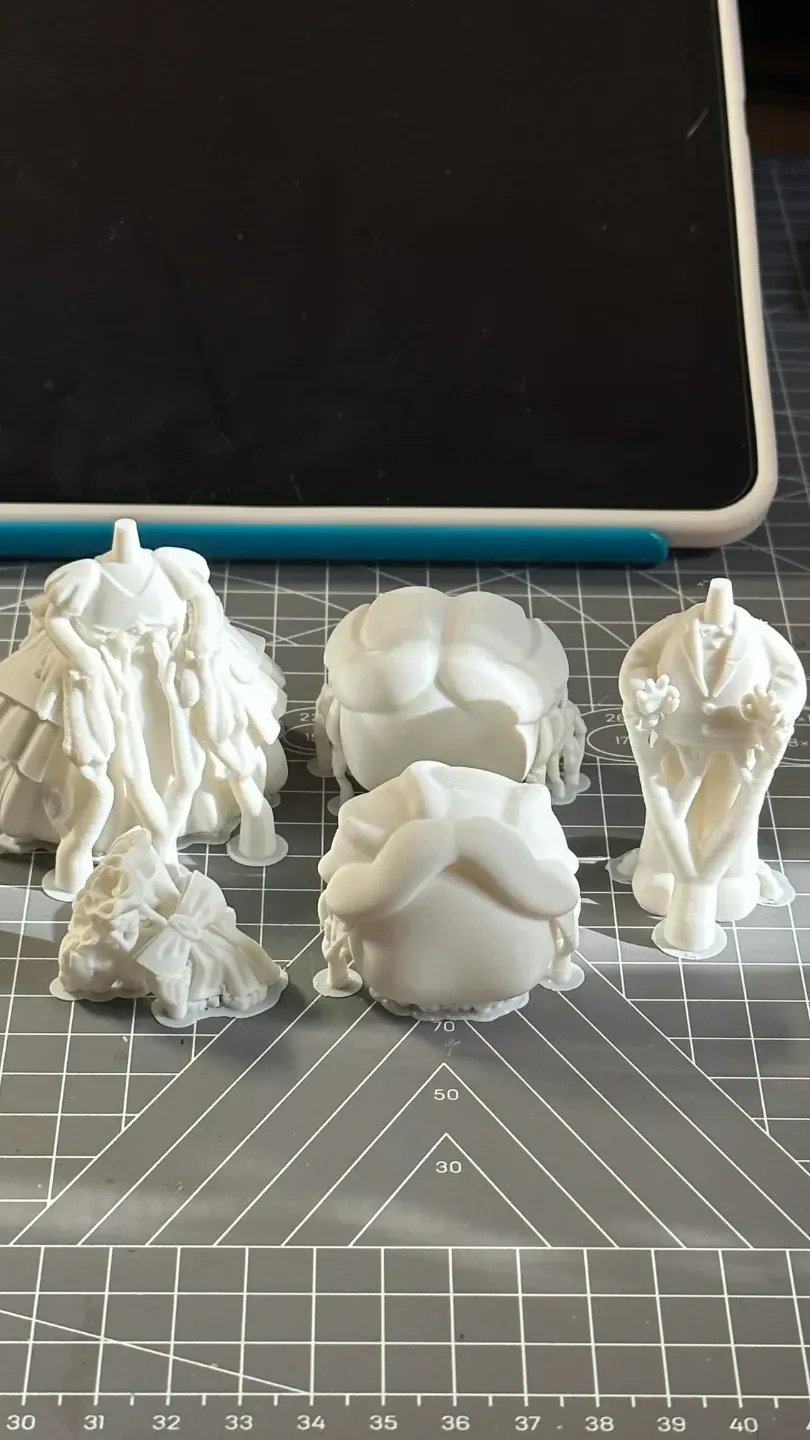 Wedding Couple Figurines by 曹西西是只喵 - MakerWorld