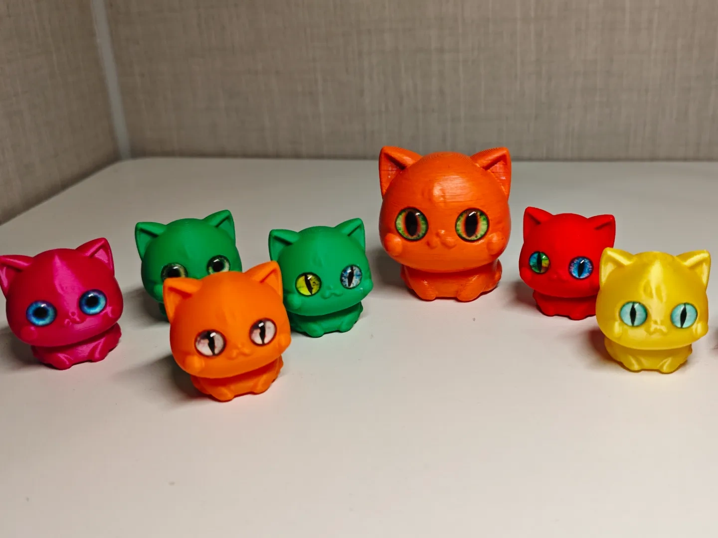 Bionic Eye Cat by qianchen - MakerWorld