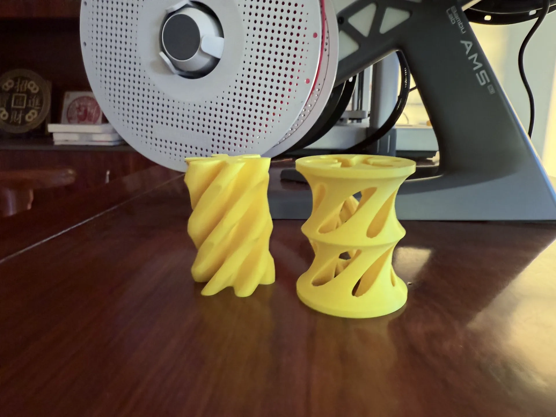 Spiral Twisting Fidget Toy by yiphonam - MakerWorld