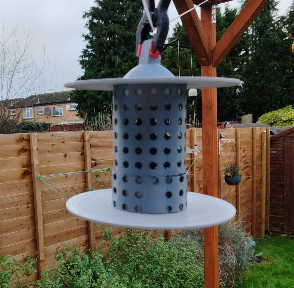 Bambu Spool Bird Feeder by 25071969 MakerWorld: Download Free 3D Models