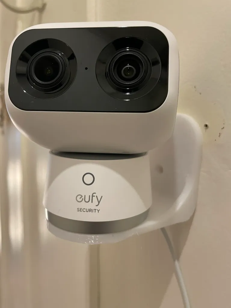 Wall Mount for Eufy S350 Indoor Dual Cam by chris_555 - MakerWorld