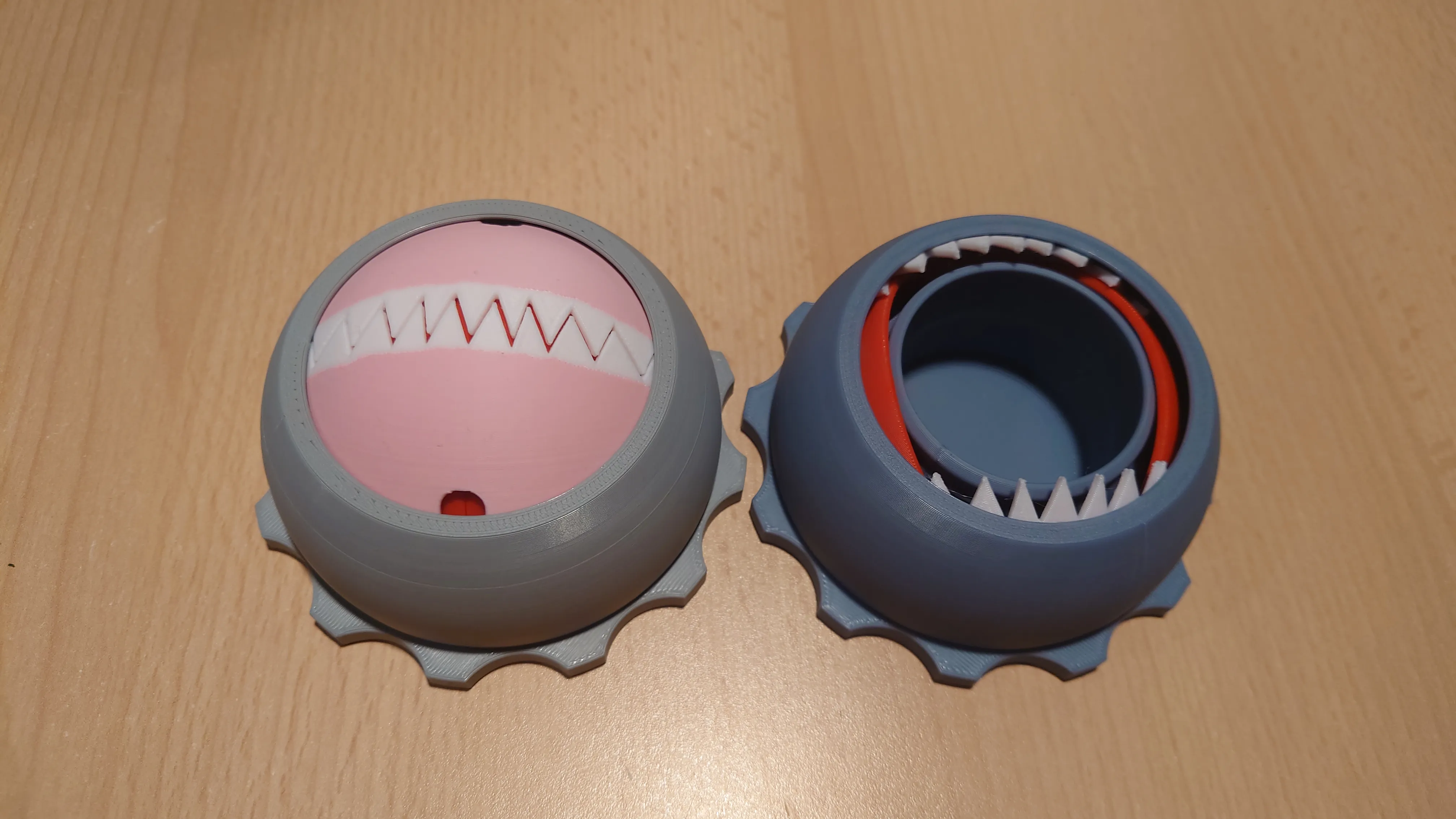 Venus Box Iris Mechanism Gift Box: A Hai Creature - Free 3D Print Model ...