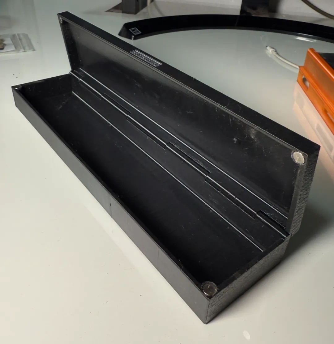 Flip-top Magnetic Storage Box by user_4158588850 - MakerWorld