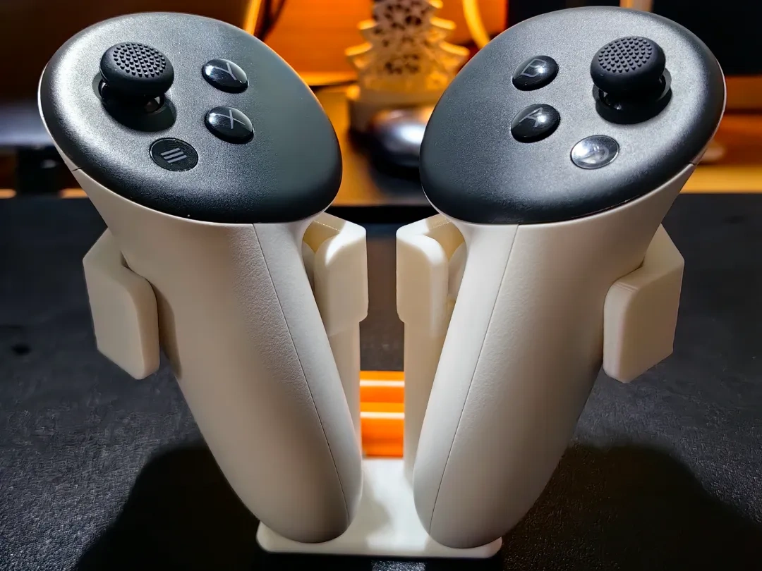 VR Controller Stand with Battery Compartments (Compatible with Quest 3 ...