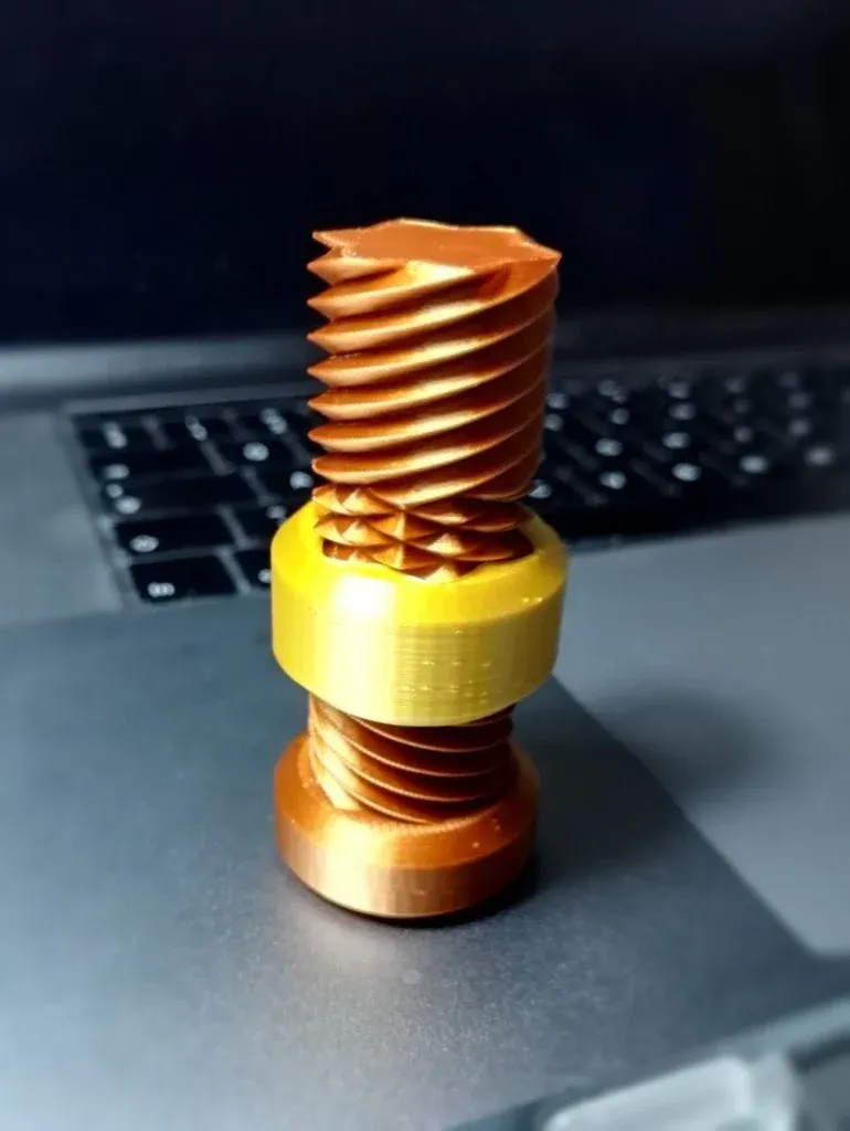 two way screw by Noa19 - MakerWorld