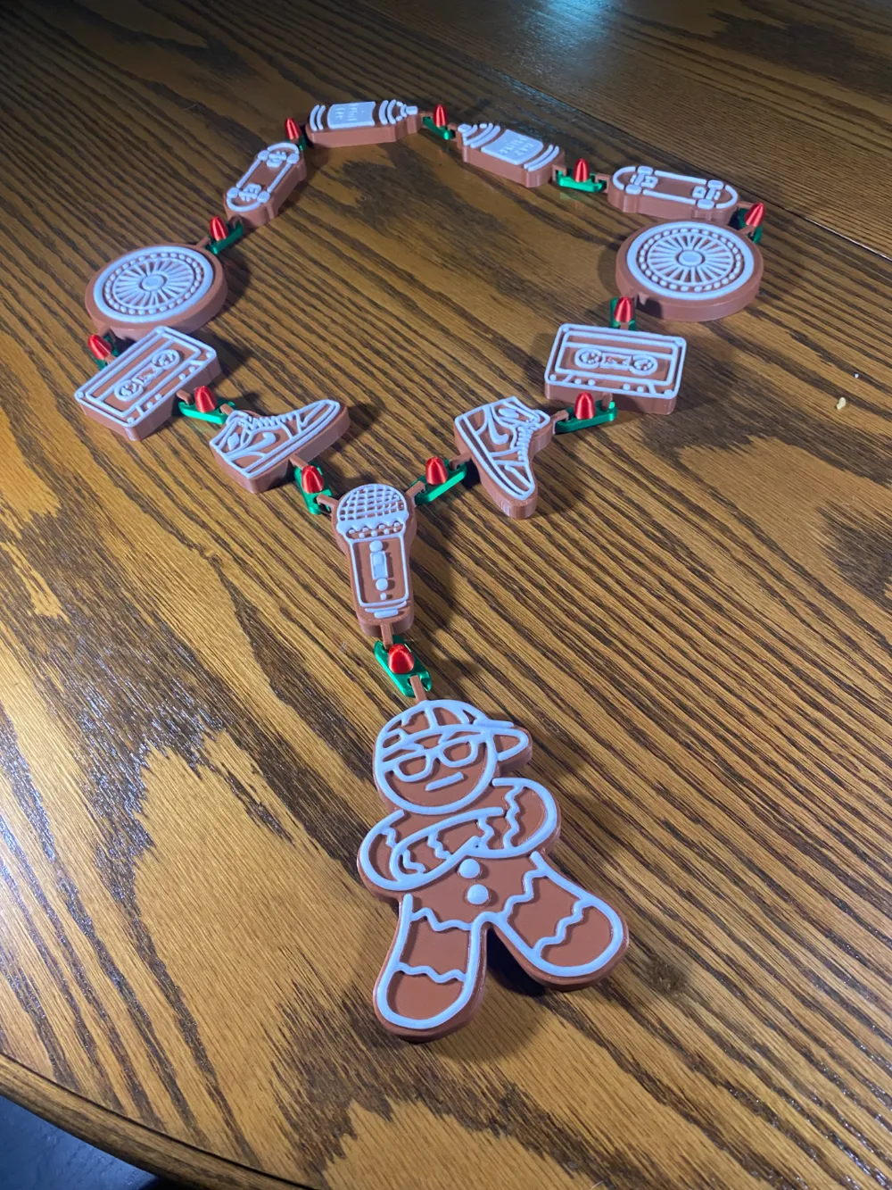 Gingerbread Holiday Chain by lukeinthegarage MakerWorld: Download Free ...