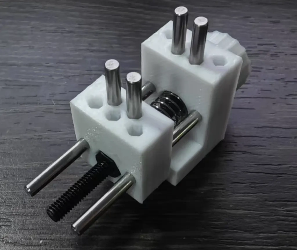 Precision Vise Model by ZXN - MakerWorld