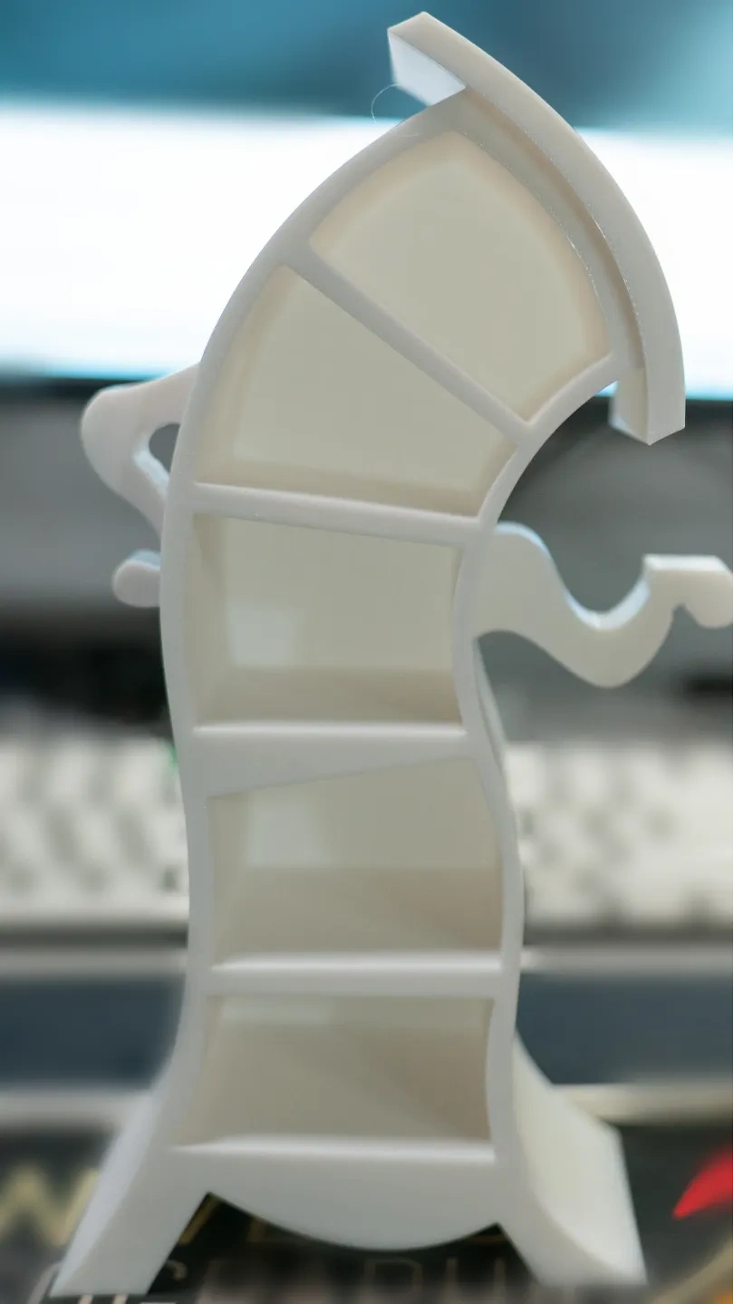 Hip-swaying cabinet, waist-twisting cabinet, jewelry box by user ...