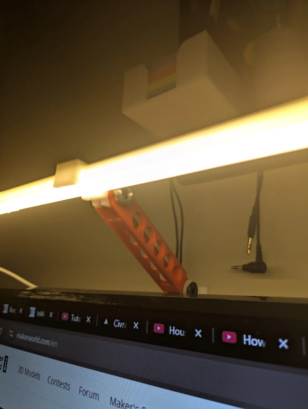 Custom length DIY Light Bar for Monitors Remixed by astrobubu - MakerWorld