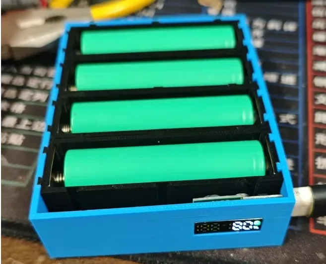 Battery Charging Case (for 18650 Battery Modules).prt by user_612462622 ...
