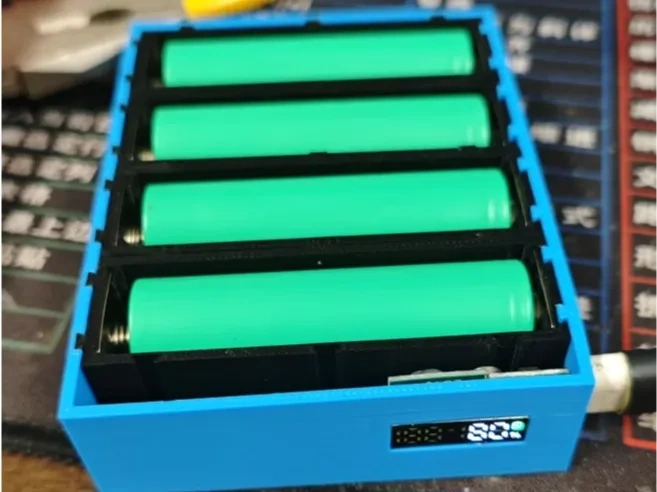 Battery Charging Case (for 18650 Battery Modules).prt by user_612462622 ...