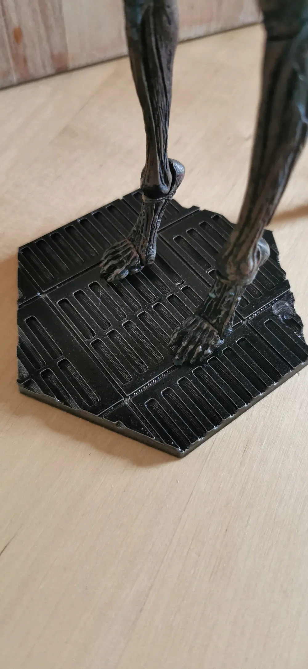 Base Alien Covenant NECA by PavelB MakerWorld: Download Free 3D Models