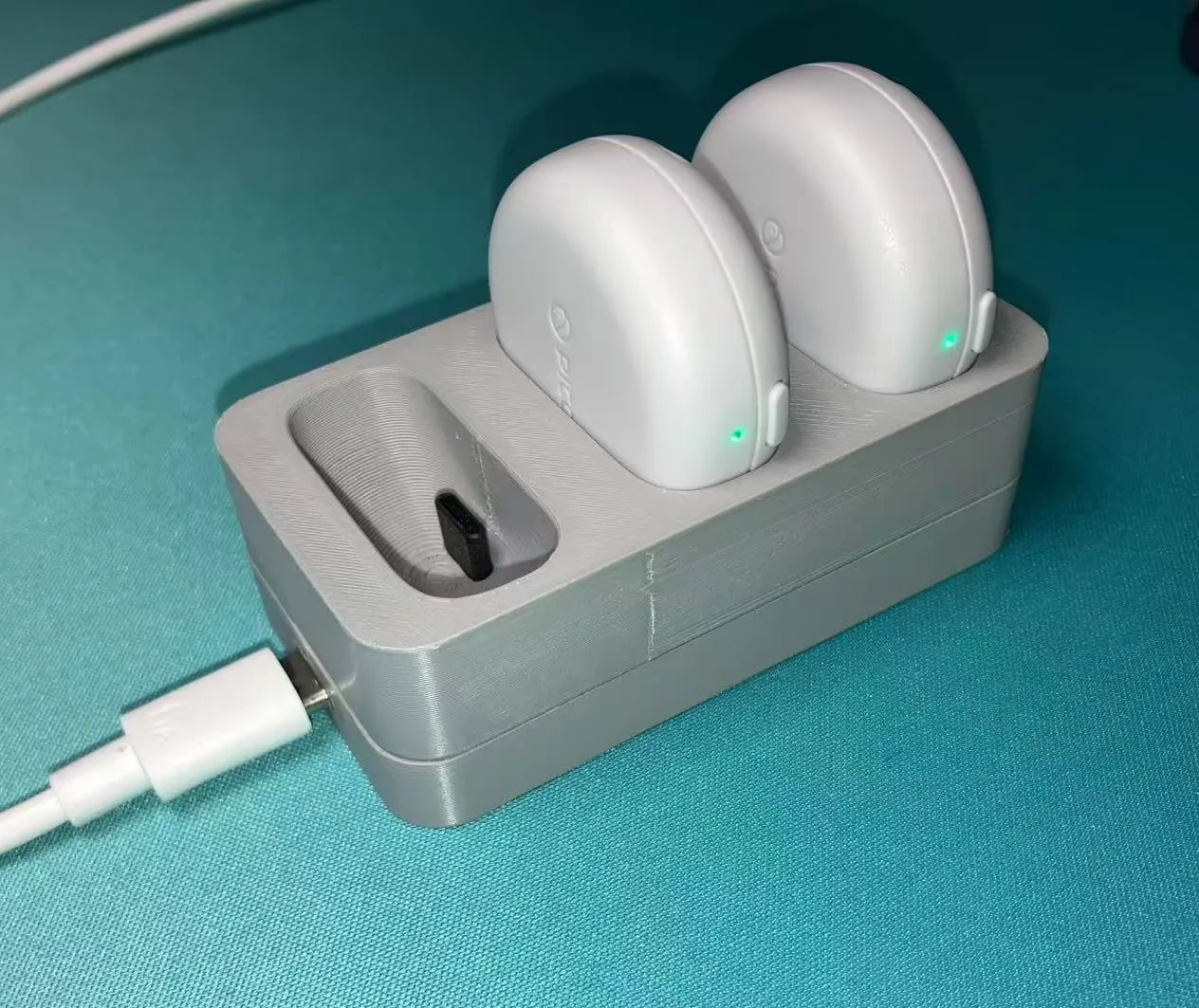 Pico Sense Tracker 3-in-1 Charging Dock by RrrjjsMakerWorld: Download ...