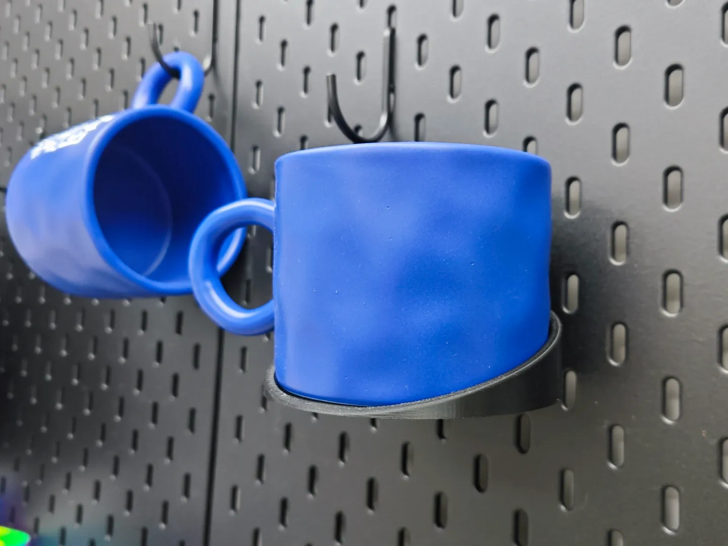 Pegboard Cup Holder by 胖灰 MakerWorld: Download Free 3D Models