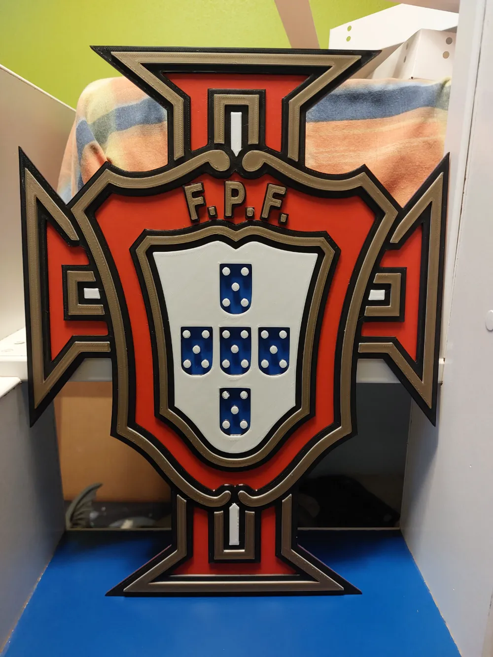 Portugal escudo - Free 3D Print Model - MakerWorld