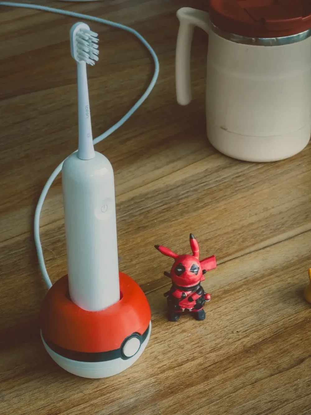 Laifen Electric Toothbrush First Generation Pokeball Charging Base by ...