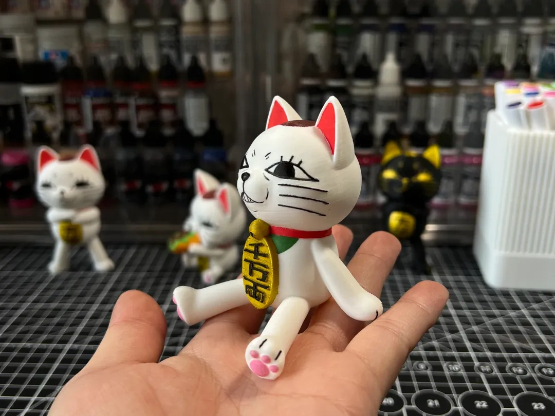 Turbo Granny, the Bold Party High-Speed Grandma Lucky Cat Figurine ...