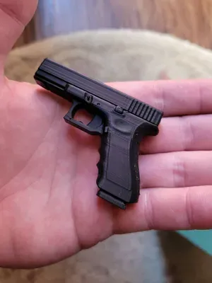 Keychain Glock Gun - Free 3D Print Model - MakerWorld
