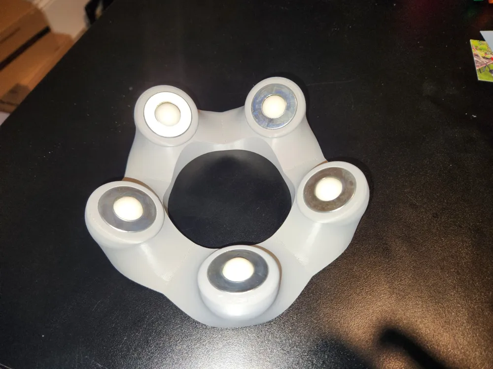 Bowling Ball Spinner by FiveSevenDesign MakerWorld: Download Free 3D Models