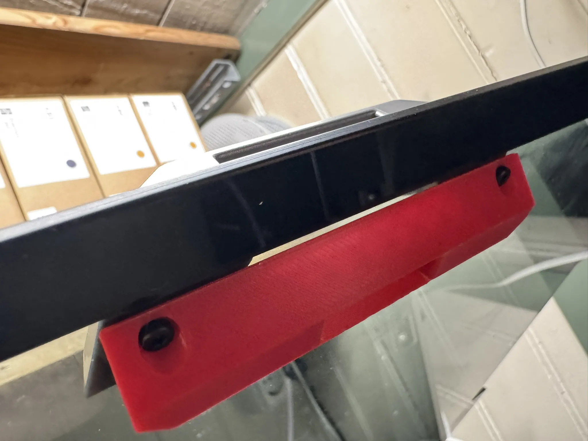 Qidi Plus4 lid prop by MrX.3D MakerWorld: Download Free 3D Models