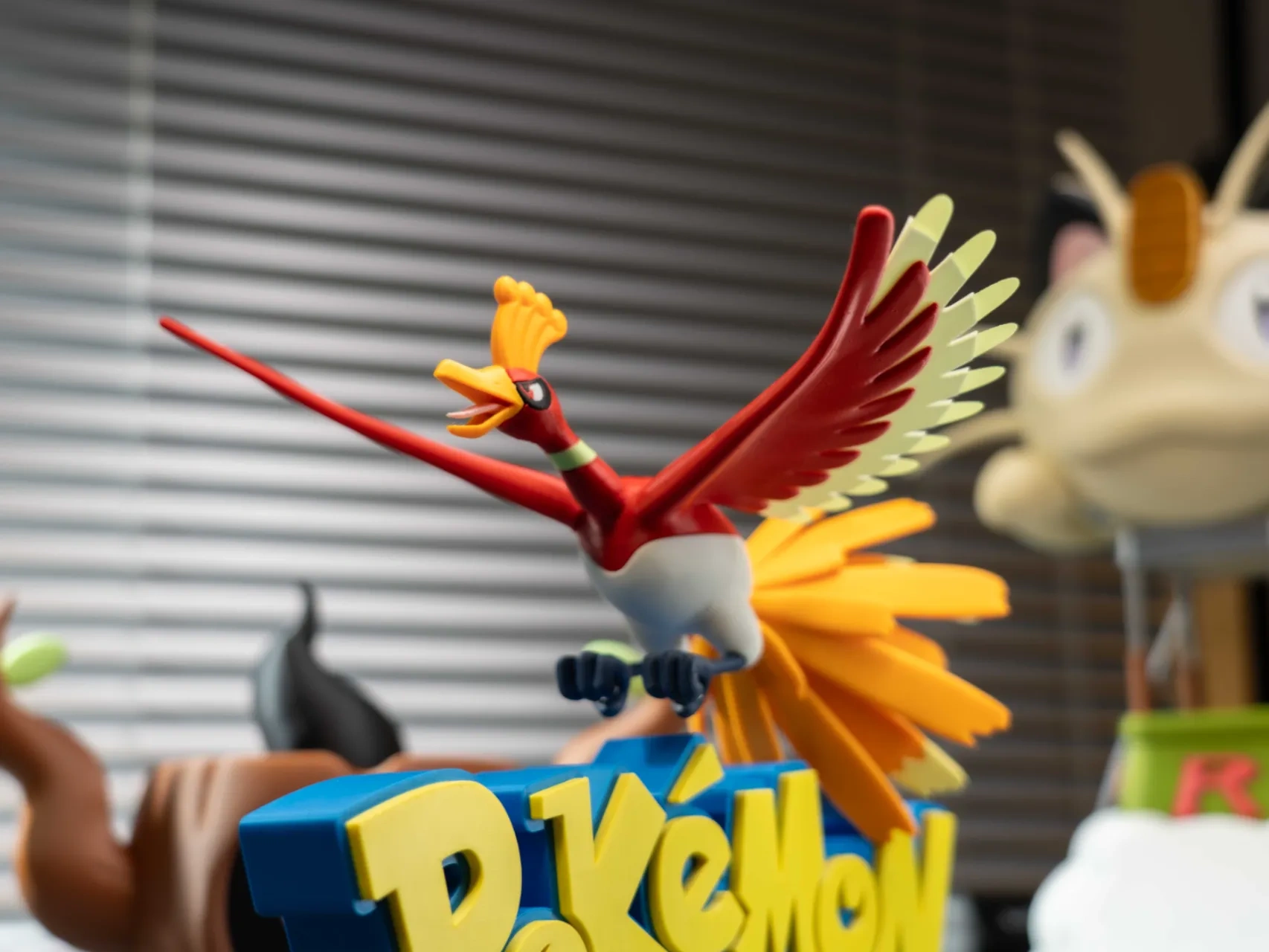 250 Ho-Oh in flight pose by IkedaMakerWorld: Download Free 3D Models