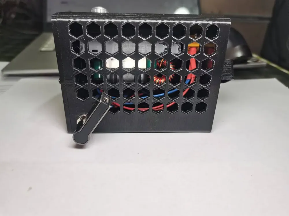 Adjustable Power Supply Enclosure by user_2923636864MakerWorld ...