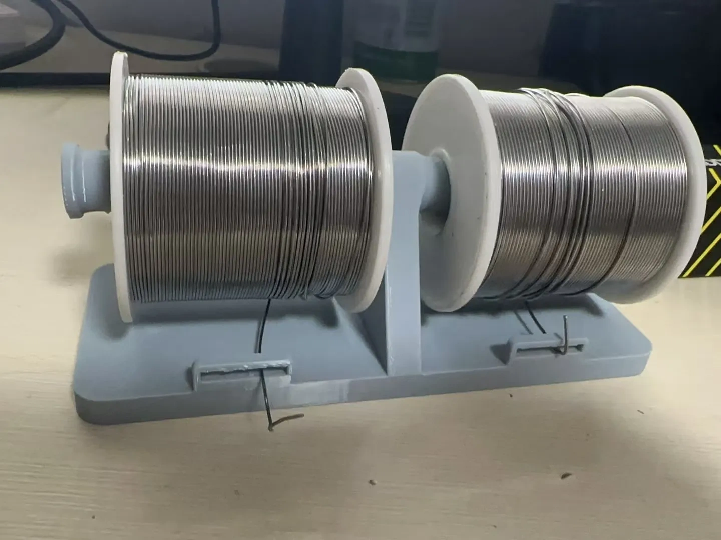 Solder Wire Holder, Two-in-One Design, Dual-Sided Solder Wire ...