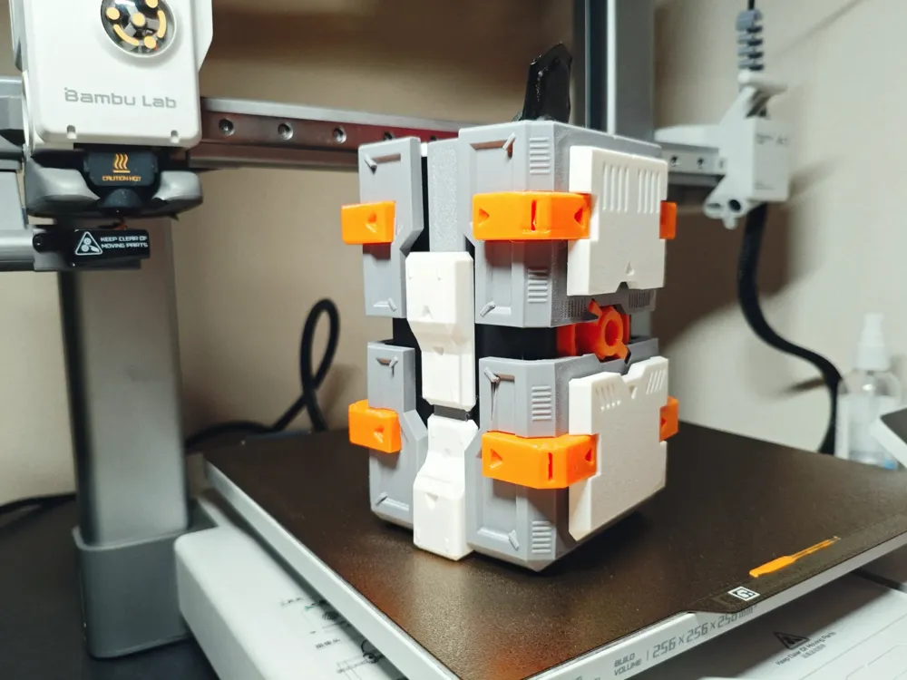 Cyberpunk Mechanical Style Pen Holder by user_674979386 - MakerWorld